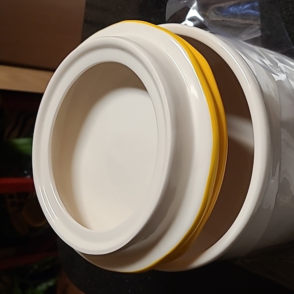 Rae Dunn | Dining | Rae Dunn Pancake Container | Poshmark